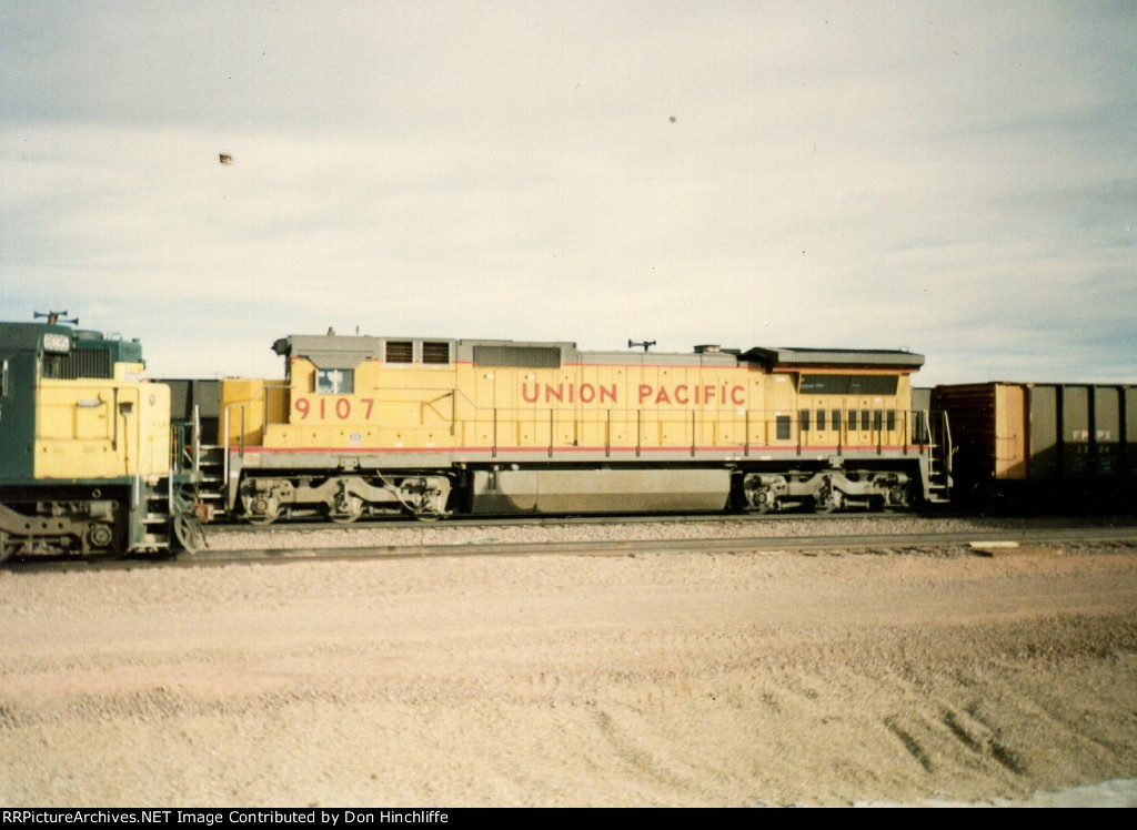 UP 9107 - C40-8 - Bill WY